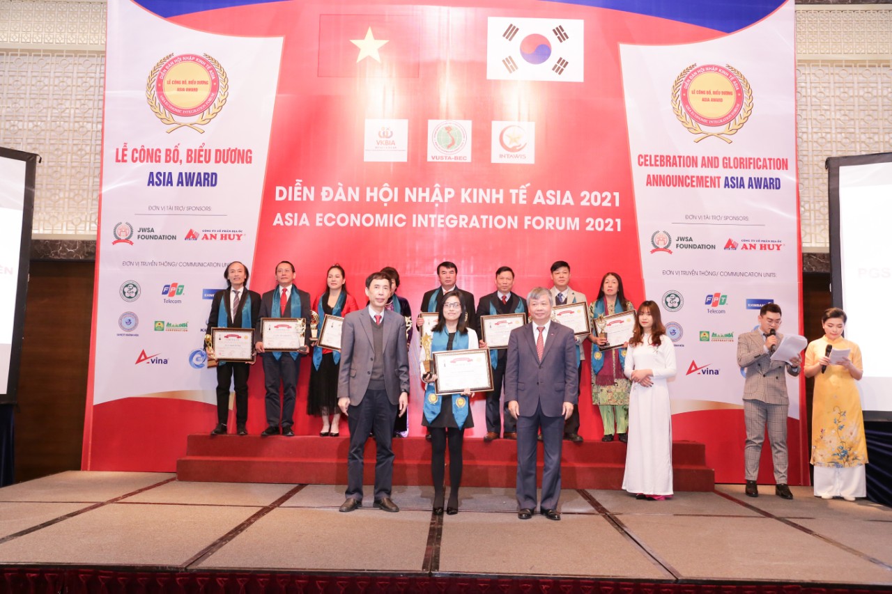 PGS.TS. Nguyễn Thị Mộng Điệp được vinh danh Top 10 tri thức, Nhà khoa ...